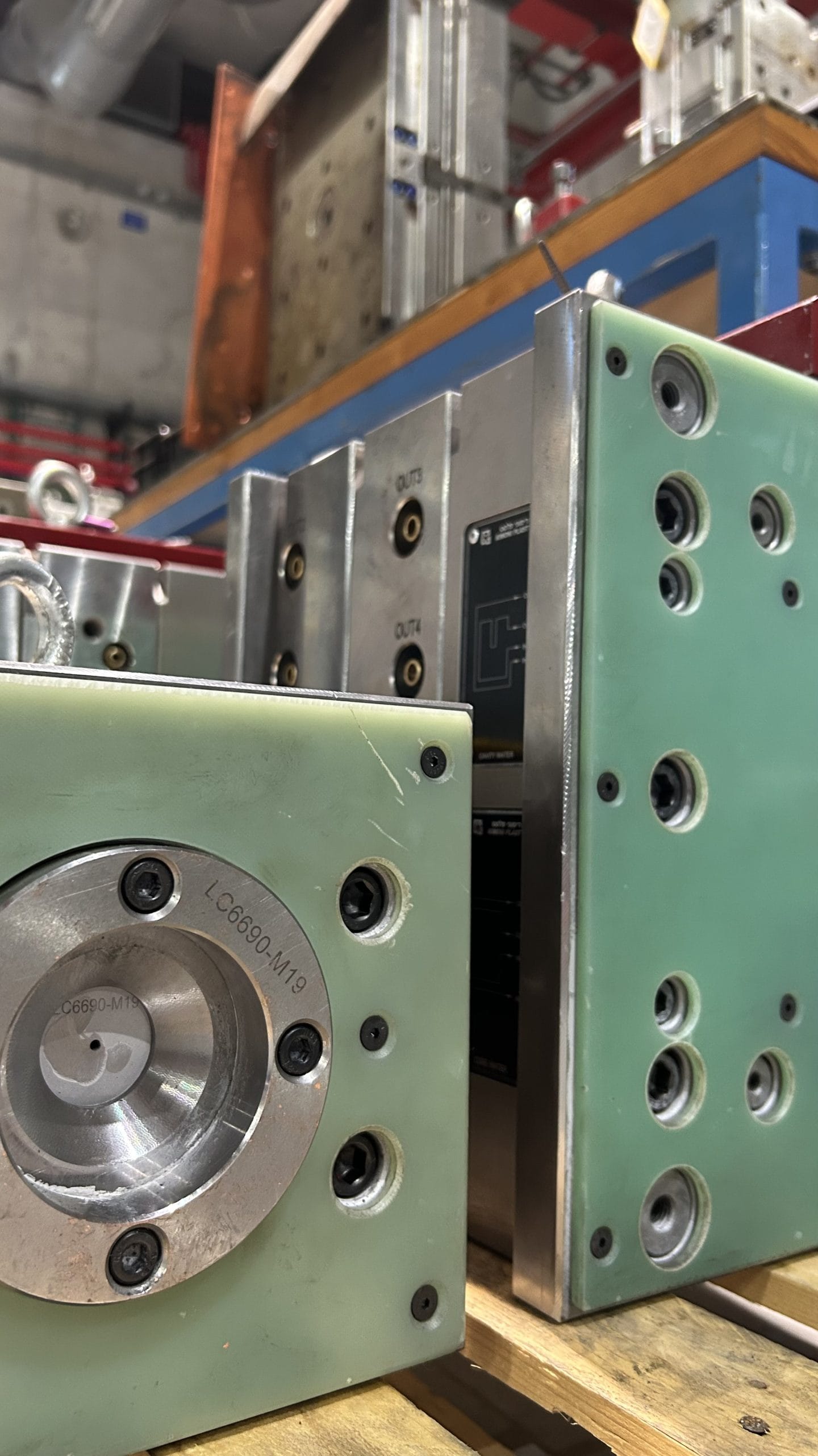 הזרקת פלסטיק או פלדה? מדריך למתלבט - Rimoni Industries